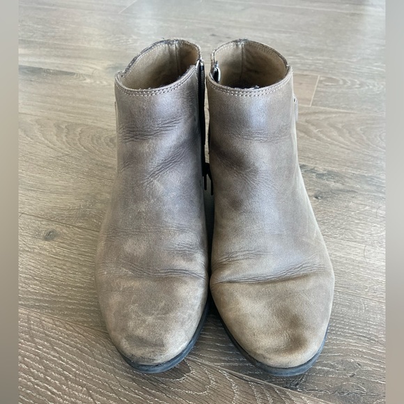 Clarks | Shoes | Clarks Booties Ultimate Comfort Collection | Poshmark